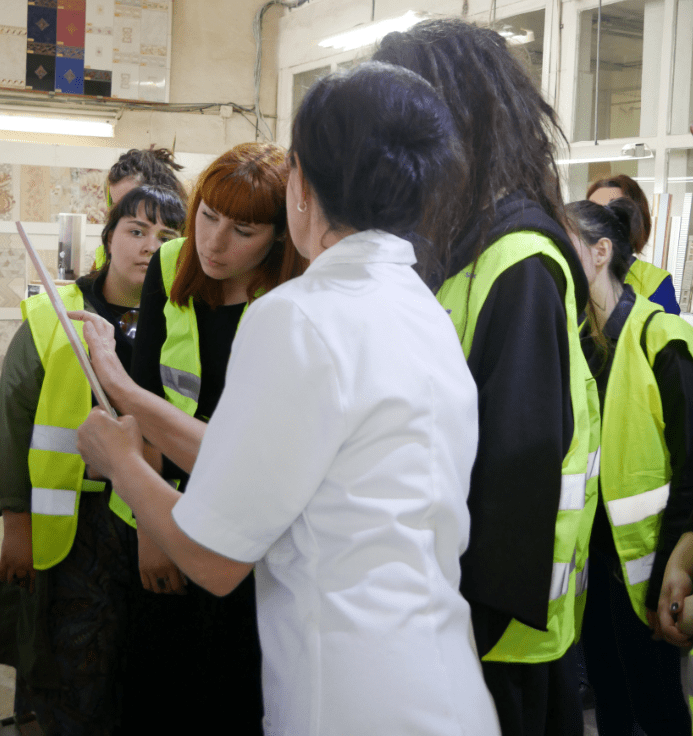 Generația Z întâlnește tradiția CESAROM® la fabrica din Cluj-Napoca ...